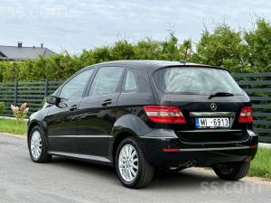 Melns Mercedes-Benz B 200 2007 Rīga, ar dzinēja tilpumu 2.00 L un nobraukumu 161 tūkst. km par 2500 €, foto 5 vietnē AUTOMOTO.COM.LV