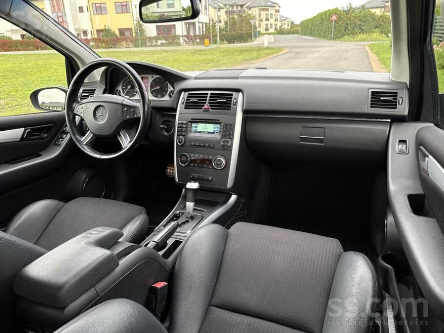 Melns Mercedes-Benz B 200 2007 Rīga, ar dzinēja tilpumu 2.00 L un nobraukumu 161 tūkst. km par 2500 €, foto 14 vietnē AUTOMOTO.COM.LV