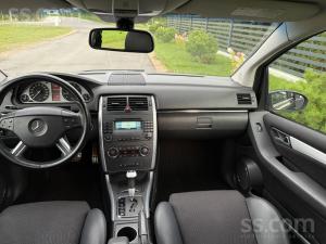 Melns Mercedes-Benz B 200 2007 Rīga, ar dzinēja tilpumu 2.00 L un nobraukumu 161 tūkst. km par 2500 €, foto 16 vietnē AUTOMOTO.COM.LV