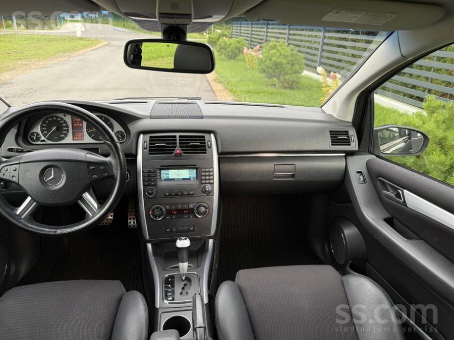 Melns Mercedes-Benz B 200 2007 Rīga, ar dzinēja tilpumu 2.00 L un nobraukumu 161 tūkst. km par 2500 €, foto 16 vietnē AUTOMOTO.COM.LV