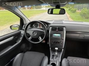 Melns Mercedes-Benz B 200 2007 Rīga, ar dzinēja tilpumu 2.00 L un nobraukumu 161 tūkst. km par 2500 €, foto 17 vietnē AUTOMOTO.COM.LV