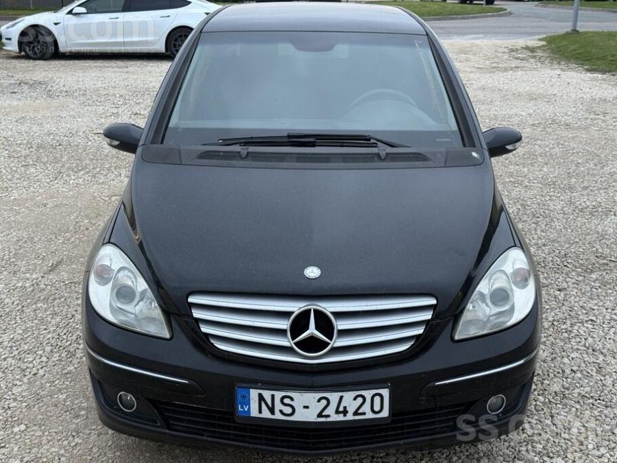 Black Mercedes-Benz B 200 2007 in Riga, with an engine capacity of 2.00 L and mileage of 347 thousand km for 620 €, photo 7 on AUTOMOTO.COM.LV