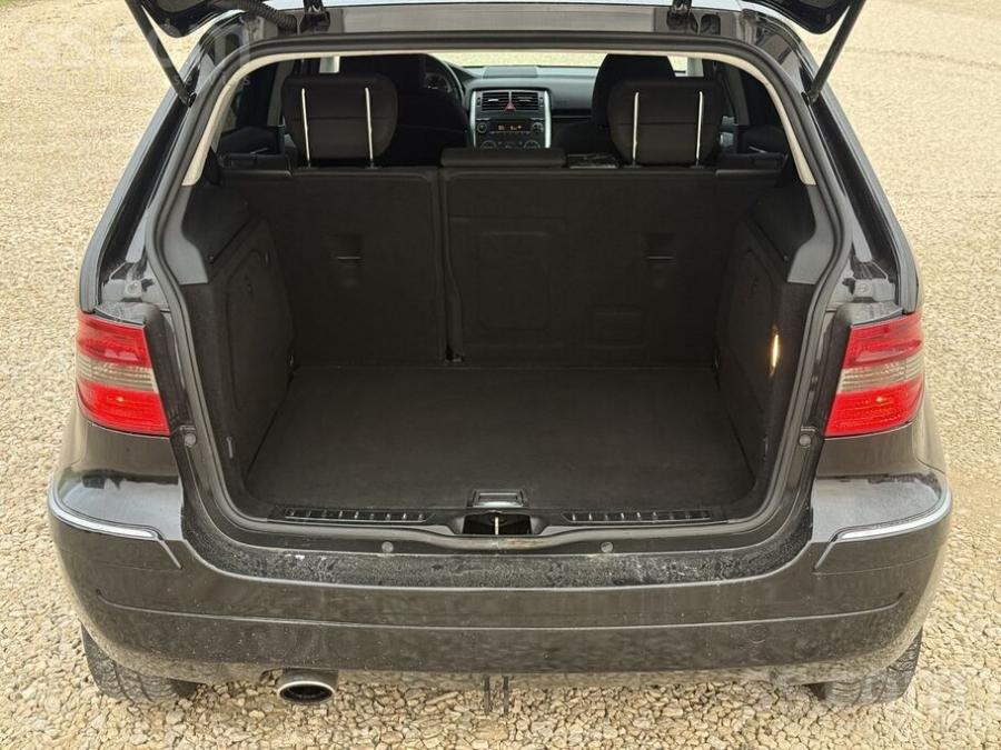 Black Mercedes-Benz B 200 2007 in Riga, with an engine capacity of 2.00 L and mileage of 347 thousand km for 620 €, photo 12 on AUTOMOTO.COM.LV