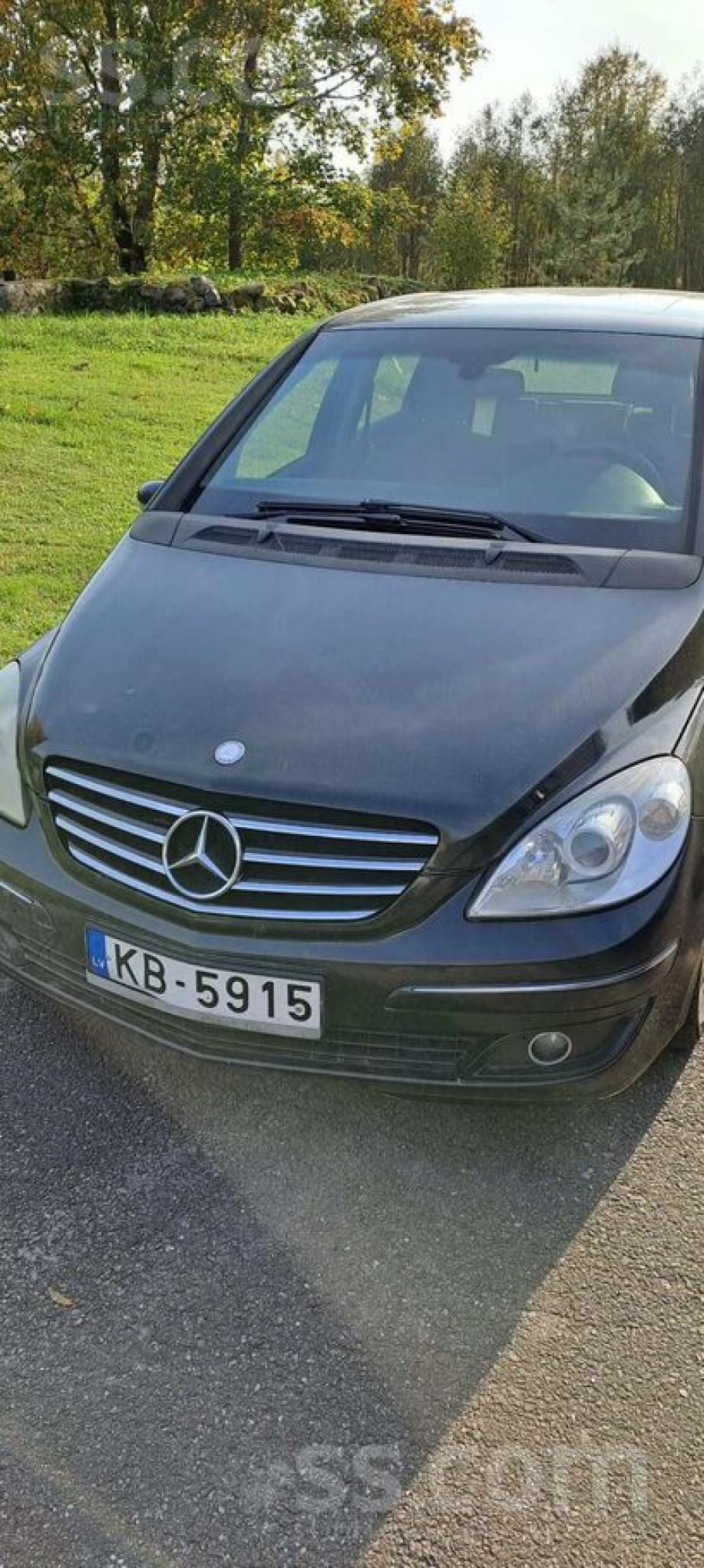 Black Mercedes-Benz B 200 2007 in Riga, with an engine capacity of 2.00 L and mileage of 399 thousand km for 500 €, photo 8 on AUTOMOTO.COM.LV