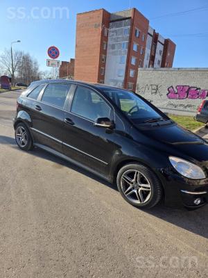 Melns Mercedes-Benz B 200 2008 Rīga, ar dzinēja tilpumu 2.00 L un nobraukumu 271 tūkst. km par 2900 €, foto 8 vietnē AUTOMOTO.COM.LV