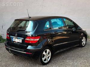 Black Mercedes-Benz B 200 2008 in Riga, with an engine capacity of 2.00 L and mileage of 315 thousand km for 1790 €, photo 6 on AUTOMOTO.COM.LV