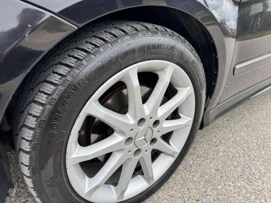 Melns Mercedes-Benz B 200 2008 Viļņa, ar dzinēja tilpumu 2.00 L un nobraukumu 301 tūkst. km par 3490 €, foto 20 vietnē AUTOMOTO.COM.LV