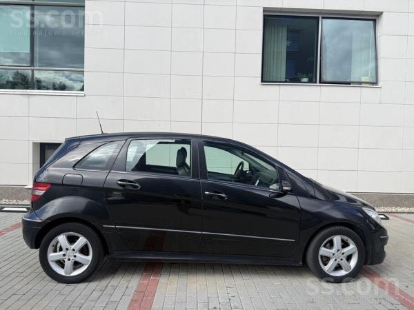 Melns Mercedes-Benz B 200 2008 Rīga, ar dzinēja tilpumu 2.00 L un nobraukumu 0 tūkst. km par 2990 €, foto 4 vietnē AUTOMOTO.COM.LV