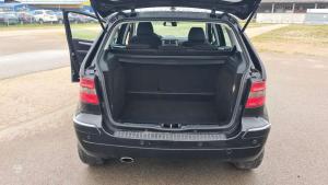Black Mercedes-Benz B 200 2008 in Siauliai, with an engine capacity of 2.00 L and mileage of 226 thousand km for 2999 €, photo 13 on AUTOMOTO.COM.LV