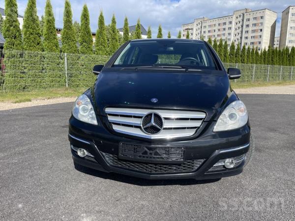 Black Mercedes-Benz B 200 2009 in Jelgava, with an engine capacity of 2.00 L and mileage of 0 thousand km for 2850 €, photo 2 on AUTOMOTO.COM.LV