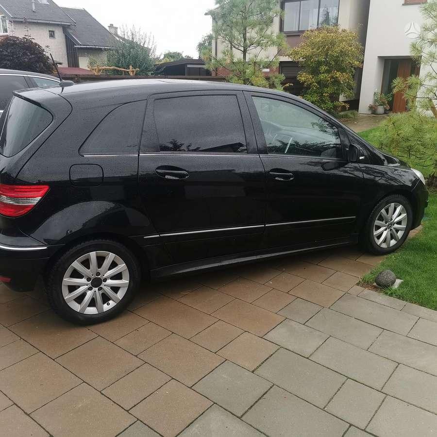 Melns Mercedes-Benz B 200 2009 Marijampole, ar dzinēja tilpumu 0.00 L un nobraukumu 270 tūkst. km par 2850 €, foto 5 vietnē AUTOMOTO.COM.LV