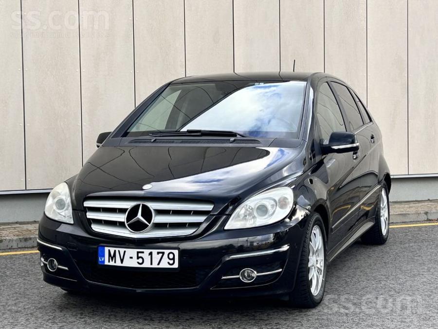 Черный Мерседес Б 200 2009 в Рига, объемом двигателя 2.00 л и пробегом 235 тыс. км за 2650 €, фото 1 на AUTOMOTO.COM.LV