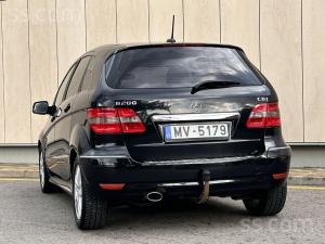 Черный Мерседес Б 200 2009 в Рига, объемом двигателя 2.00 л и пробегом 235 тыс. км за 2650 €, фото 4 на AUTOMOTO.COM.LV
