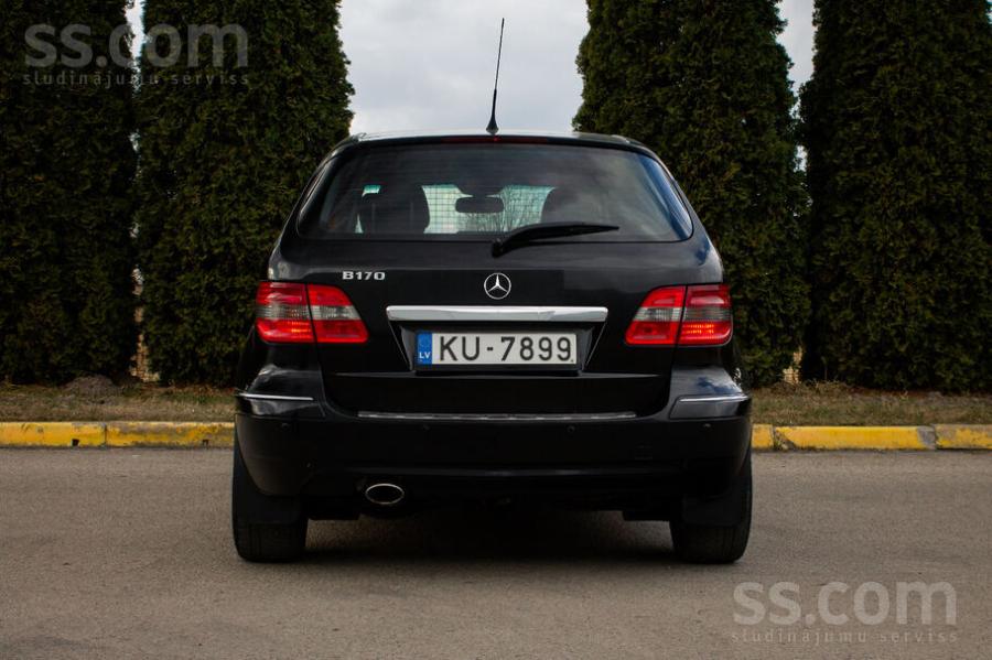Black Mercedes-Benz B 200 2010 in Jelgava, with an engine capacity of 2.00 L and mileage of 237 thousand km for 3600 €, photo 5 on AUTOMOTO.COM.LV