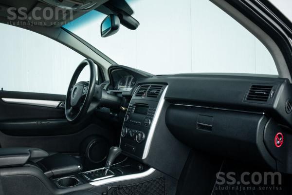 Melns Mercedes-Benz B 200 2010 Jelgava, ar dzinēja tilpumu 2.00 L un nobraukumu 237 tūkst. km par 3600 €, foto 7 vietnē AUTOMOTO.COM.LV