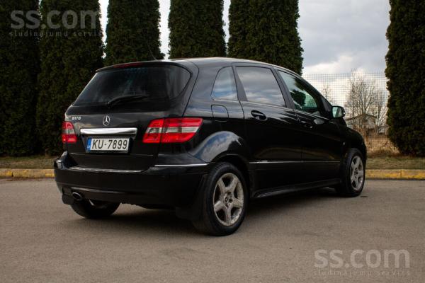Black Mercedes-Benz B 200 2010 in Jelgava, with an engine capacity of 2.00 L and mileage of 237 thousand km for 2900 €, photo 6 on AUTOMOTO.COM.LV
