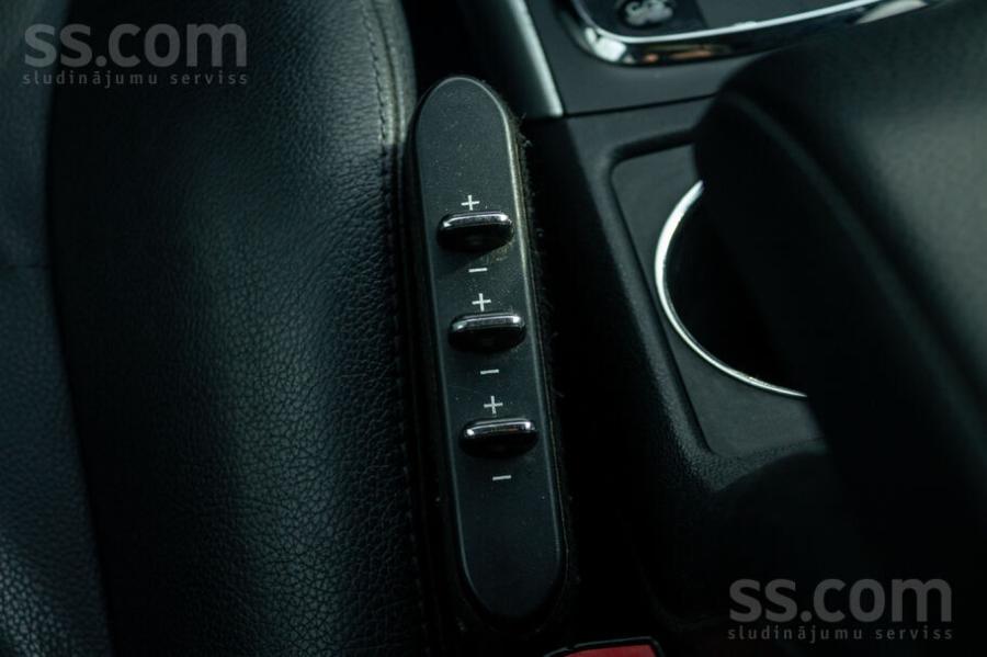 Black Mercedes-Benz B 200 2010 in Jelgava, with an engine capacity of 2.00 L and mileage of 237 thousand km for 2900 €, photo 19 on AUTOMOTO.COM.LV