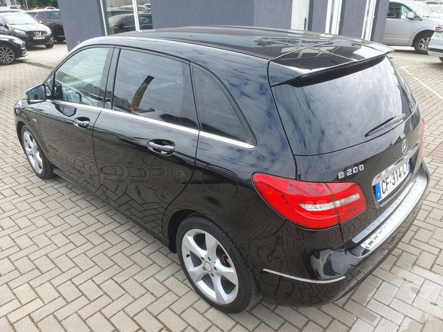 Melns Mercedes-Benz B 200 2012 Tauragė, ar dzinēja tilpumu 1.80 L un nobraukumu 331 tūkst. km par 5350 €, foto 13 vietnē AUTOMOTO.COM.LV