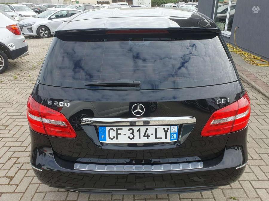 Melns Mercedes-Benz B 200 2012 Tauragė, ar dzinēja tilpumu 1.80 L un nobraukumu 331 tūkst. km par 5350 €, foto 15 vietnē AUTOMOTO.COM.LV