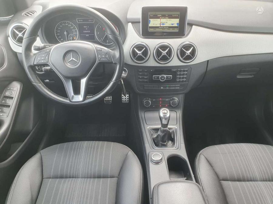 Melns Mercedes-Benz B 200 2012 Tauragė, ar dzinēja tilpumu 1.80 L un nobraukumu 331 tūkst. km par 5350 €, foto 21 vietnē AUTOMOTO.COM.LV