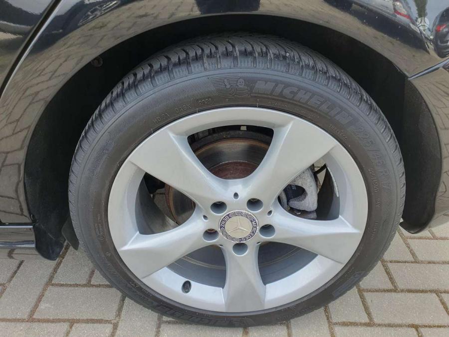Melns Mercedes-Benz B 200 2012 Tauragė, ar dzinēja tilpumu 1.80 L un nobraukumu 331 tūkst. km par 5350 €, foto 43 vietnē AUTOMOTO.COM.LV