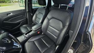 Black Mercedes-Benz B 200 2012 in Prienai, with an engine capacity of 1.80 L and mileage of 238 thousand km for 7500 €, photo 17 on AUTOMOTO.COM.LV