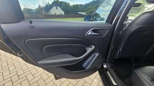 Black Mercedes-Benz B 200 2012 in Prienai, with an engine capacity of 1.80 L and mileage of 238 thousand km for 7500 €, photo 19 on AUTOMOTO.COM.LV