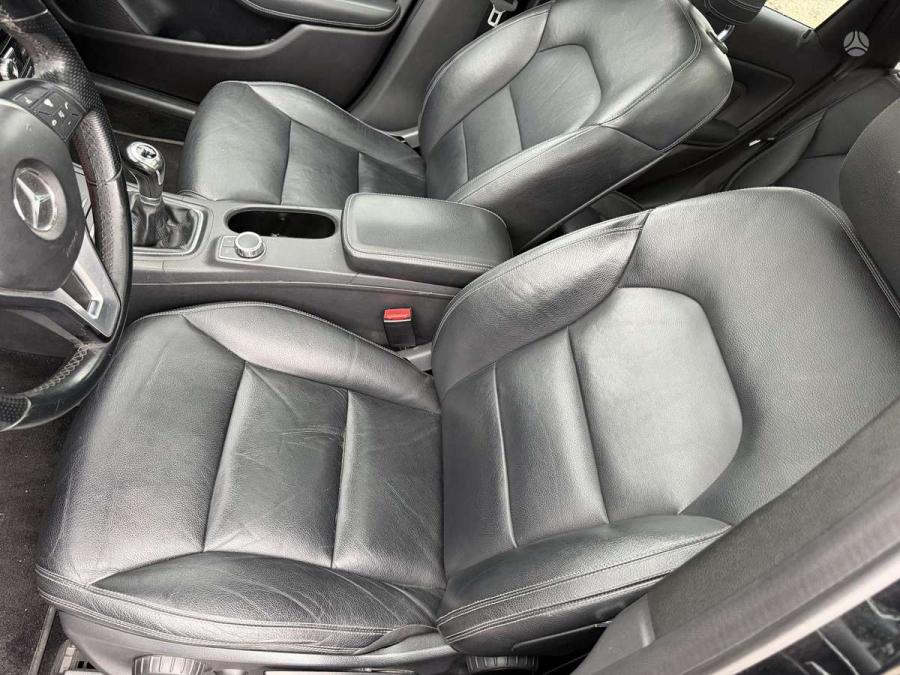 Melns Mercedes-Benz B 200 2012 Tauragė, ar dzinēja tilpumu 1.80 L un nobraukumu 282 tūkst. km par 4800 €, foto 6 vietnē AUTOMOTO.COM.LV