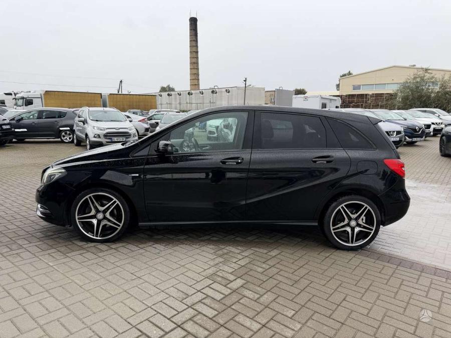 Melns Mercedes-Benz B 200 2012 Tauragė, ar dzinēja tilpumu 1.80 L un nobraukumu 282 tūkst. km par 4800 €, foto 22 vietnē AUTOMOTO.COM.LV