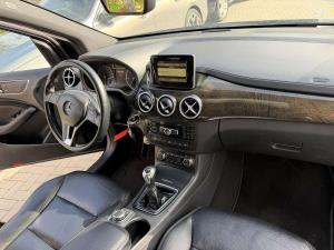 Melns Mercedes-Benz B 200 2012 Tauragė, ar dzinēja tilpumu 1.80 L un nobraukumu 282 tūkst. km par 4800 €, foto 28 vietnē AUTOMOTO.COM.LV