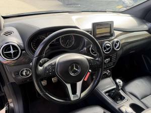 Melns Mercedes-Benz B 200 2012 Tauragė, ar dzinēja tilpumu 1.80 L un nobraukumu 282 tūkst. km par 4800 €, foto 34 vietnē AUTOMOTO.COM.LV
