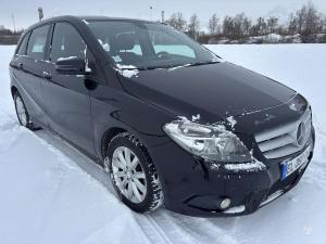 Black Mercedes-Benz B 200 2013 in Marijampole, with an engine capacity of 1.80 L and mileage of 244 thousand km for 5600 €, photo 3 on AUTOMOTO.COM.LV