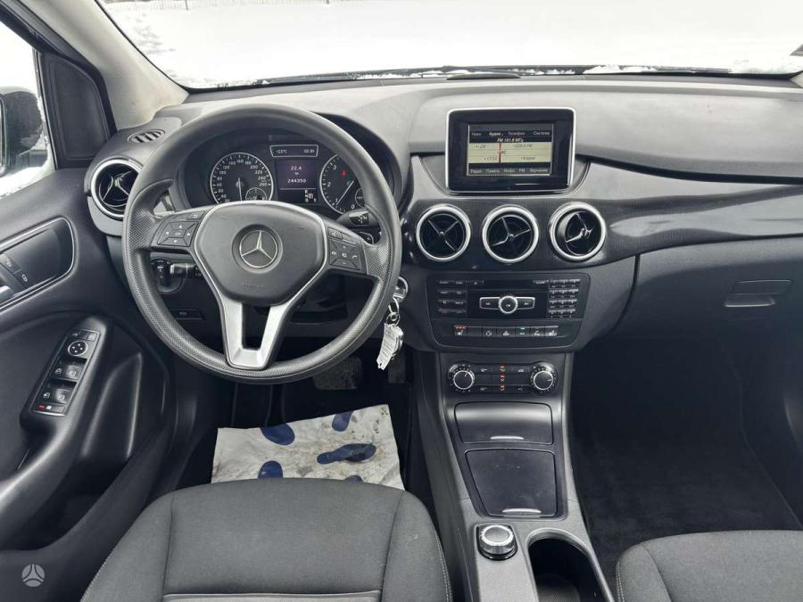 Black Mercedes-Benz B 200 2013 in Marijampole, with an engine capacity of 1.80 L and mileage of 244 thousand km for 5600 €, photo 9 on AUTOMOTO.COM.LV