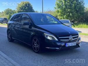 Black Mercedes-Benz B 200 2013 in Riga, with an engine capacity of 1.80 L and mileage of 300 thousand km for 5900 €, photo 5 on AUTOMOTO.COM.LV