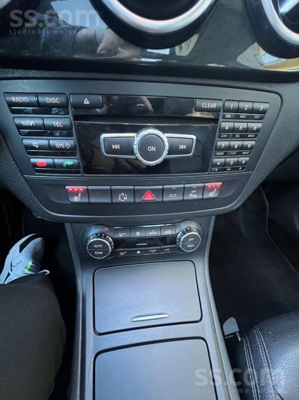 Black Mercedes-Benz B 200 2013 in Riga, with an engine capacity of 1.80 L and mileage of 300 thousand km for 5900 €, photo 7 on AUTOMOTO.COM.LV