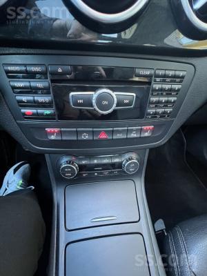 Black Mercedes-Benz B 200 2013 in Riga, with an engine capacity of 1.80 L and mileage of 300 thousand km for 5900 €, photo 8 on AUTOMOTO.COM.LV