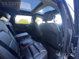 Black Mercedes-Benz B 200 2013 in Riga, with an engine capacity of 1.80 L and mileage of 300 thousand km for 5900 €, photo 13 on AUTOMOTO.COM.LV
