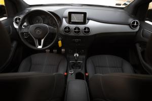 Melns Mercedes-Benz B 200 2013 Rīga, ar dzinēja tilpumu 1.80 L un nobraukumu 243 tūkst. km par 7990 €, foto 14 vietnē AUTOMOTO.COM.LV