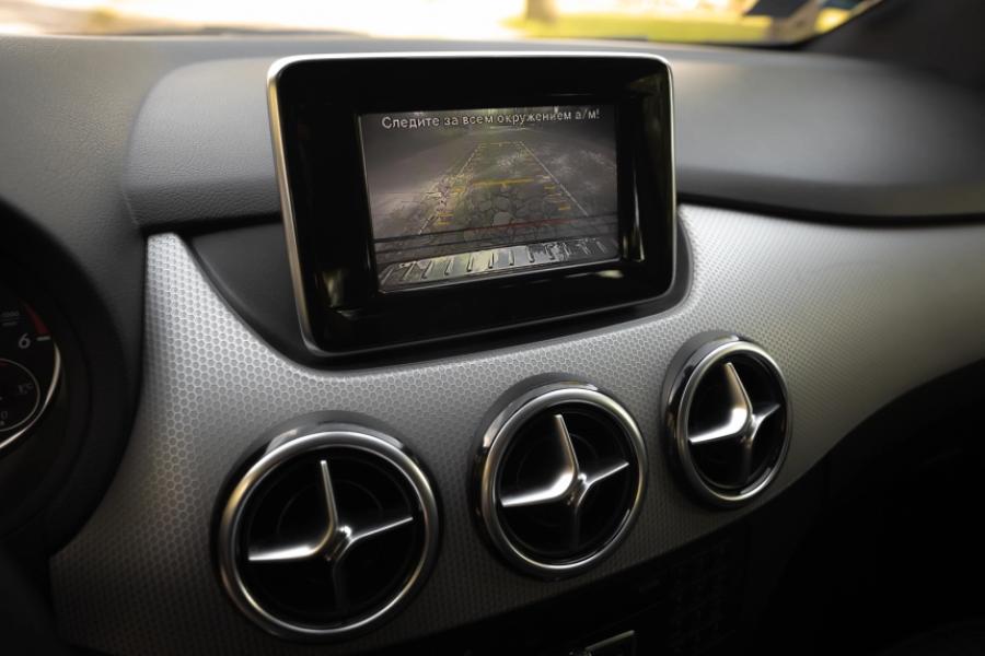 Melns Mercedes-Benz B 200 2013 Rīga, ar dzinēja tilpumu 1.80 L un nobraukumu 243 tūkst. km par 7990 €, foto 19 vietnē AUTOMOTO.COM.LV