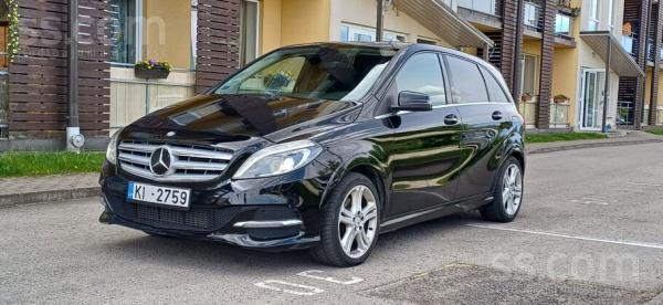 Black Mercedes-Benz B 200 2014 in Riga, with an engine capacity of 2.00 L and mileage of 0 thousand km for 4990 €, photo 5 on AUTOMOTO.COM.LV