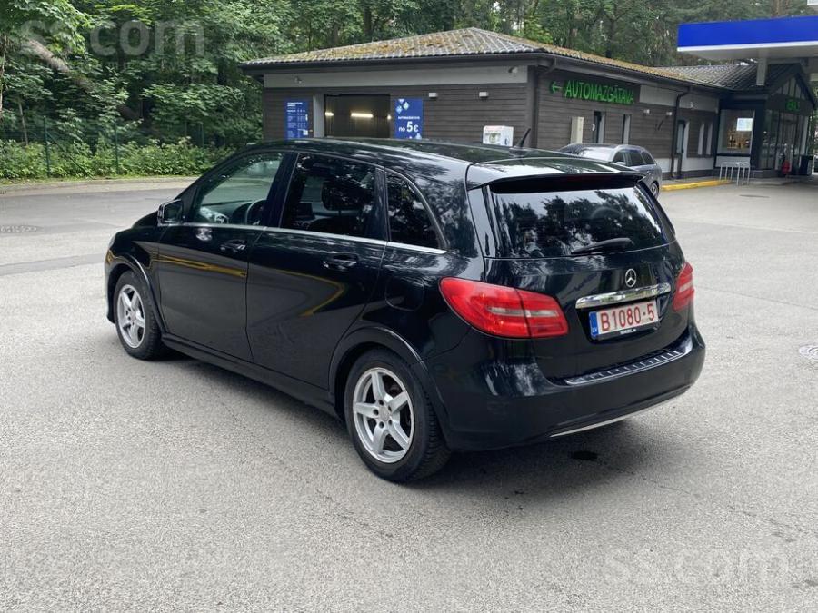 Black Mercedes-Benz B 200 2014 in Riga, with an engine capacity of 2.00 L and mileage of 0 thousand km for 3599 €, photo 3 on AUTOMOTO.COM.LV