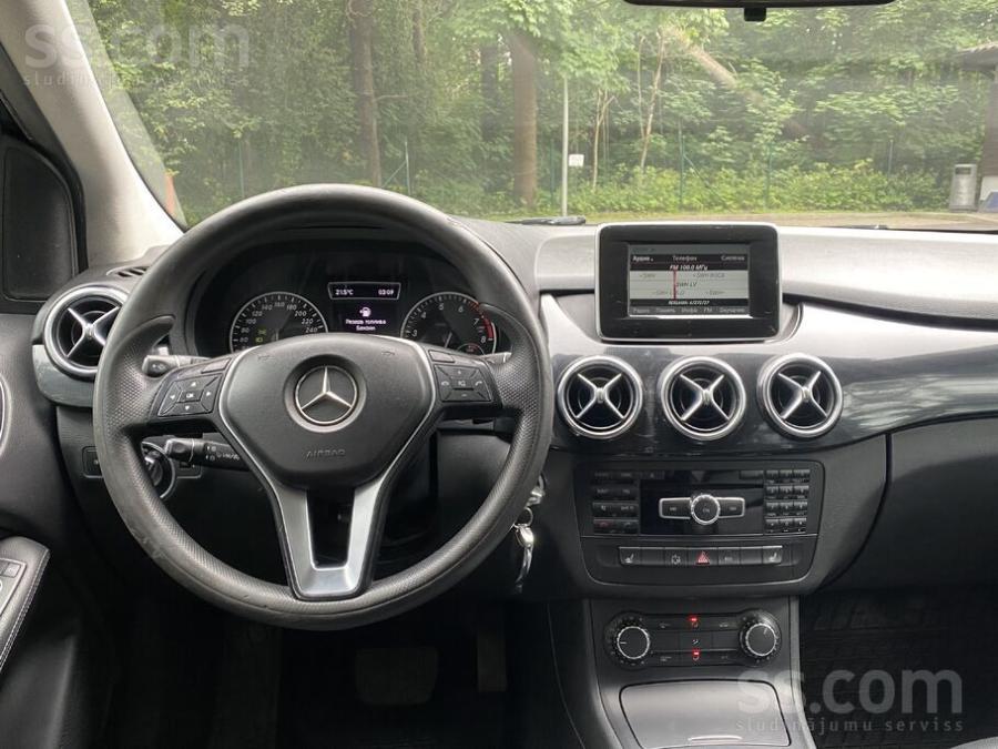 Black Mercedes-Benz B 200 2014 in Riga, with an engine capacity of 2.00 L and mileage of 0 thousand km for 3599 €, photo 10 on AUTOMOTO.COM.LV