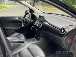 Black Mercedes-Benz B 200 2014 in Riga, with an engine capacity of 2.00 L and mileage of 0 thousand km for 3599 €, photo 12 on AUTOMOTO.COM.LV