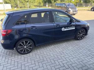 Black Mercedes-Benz B 200 2016 in Taurage, with an engine capacity of 2.14 L and mileage of 280 thousand km for 4800 €, photo 7 on AUTOMOTO.COM.LV
