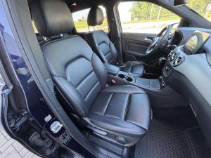 Black Mercedes-Benz B 200 2016 in Taurage, with an engine capacity of 2.14 L and mileage of 280 thousand km for 4800 €, photo 15 on AUTOMOTO.COM.LV