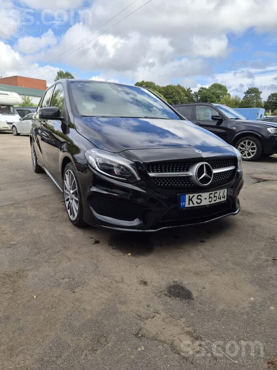 Black Mercedes-Benz B 200 2016 in Riga, with an engine capacity of 2.00 L and mileage of 140 thousand km for 14000 €, photo 6 on AUTOMOTO.COM.LV