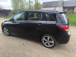 Melns Mercedes-Benz B 200 2018 Utena, ar dzinēja tilpumu 2.10 L un nobraukumu 326 tūkst. km par 8500 €, foto 4 vietnē AUTOMOTO.COM.LV