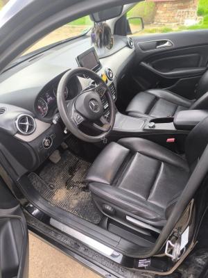 Melns Mercedes-Benz B 200 2018 Utena, ar dzinēja tilpumu 2.10 L un nobraukumu 326 tūkst. km par 8500 €, foto 7 vietnē AUTOMOTO.COM.LV