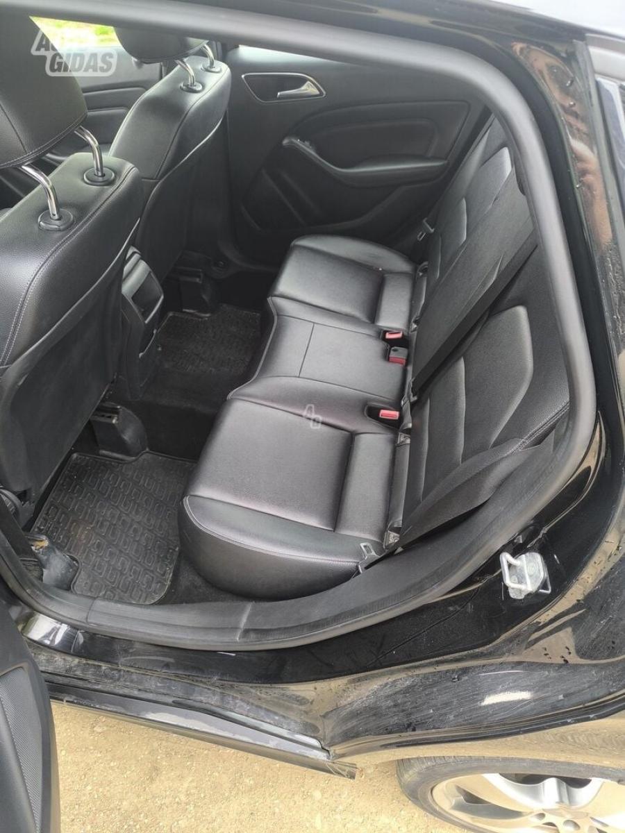 Melns Mercedes-Benz B 200 2018 Utena, ar dzinēja tilpumu 2.10 L un nobraukumu 326 tūkst. km par 8500 €, foto 11 vietnē AUTOMOTO.COM.LV
