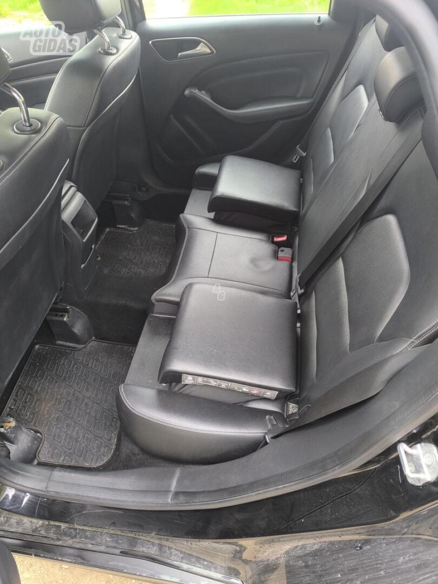 Melns Mercedes-Benz B 200 2018 Utena, ar dzinēja tilpumu 2.10 L un nobraukumu 326 tūkst. km par 8500 €, foto 12 vietnē AUTOMOTO.COM.LV
